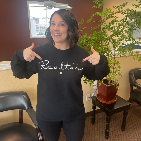 Realtor Sweatshirt, Real Estate Agent Sweatshirt, Realtor Crewneck ...