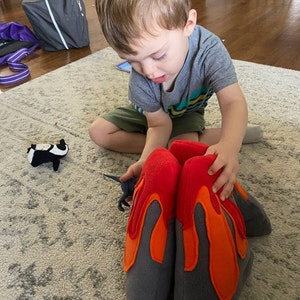 Volcano Felt Toy Dinosaur Play Pretend Play Playroom Boys | Etsy