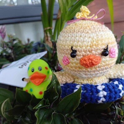 Grace the Duck CROCHET PDF PATTERN english - Etsy