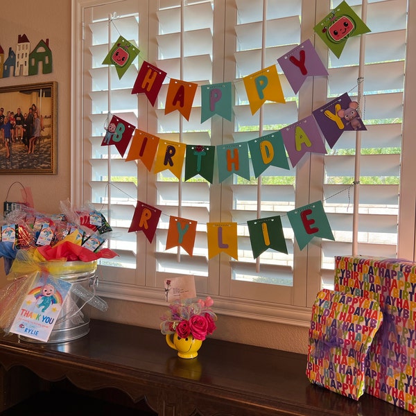 Spongebob Leis/ Graduation Leis 2025 - Etsy