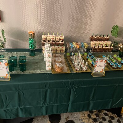 Ruffled Crepe Paper Streamers Party Decorations, Red, White, Blue ...