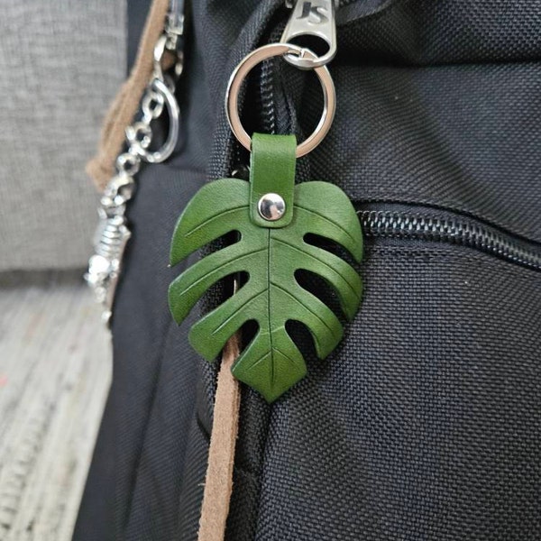 Monstera Leaf Leather Keychain - Small / Gift Ideas / Cute Boho Key ...