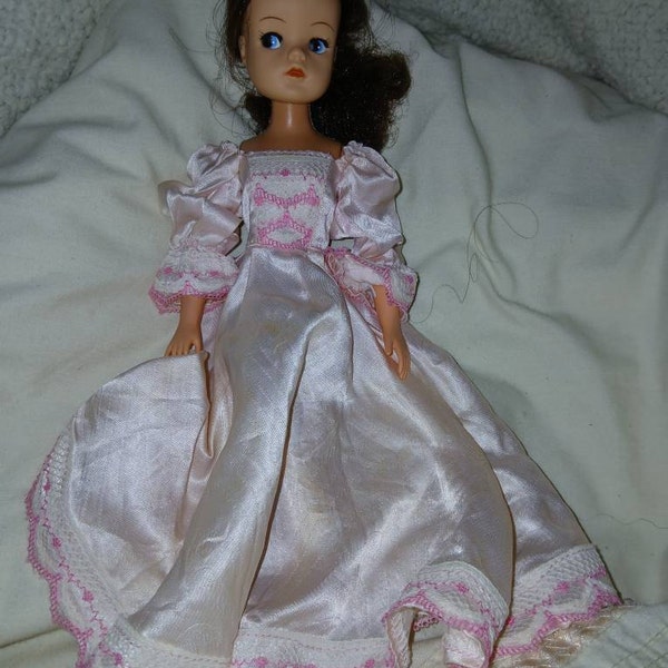 Vintage Barbie Kelly Pop up Playhouse Playset 1990’s With Accessories ...