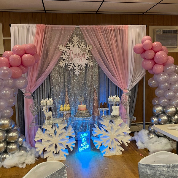 Foam Snowflake: Winter Wonderland Table Base, Backdrop Prop - Etsy