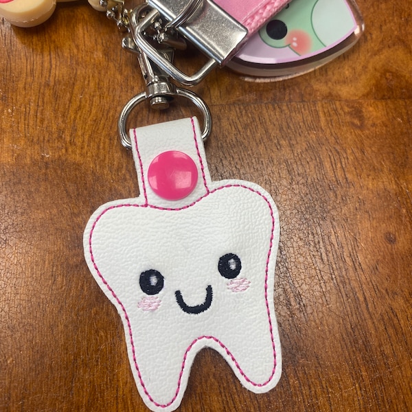 TOOTH KEY FOB. Tooth Snap Tab. Dental Key Fob. Dental Love. Key Chain ...