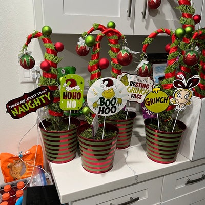 The Grinch Christmas Photo Props Assorted 13 Pcs Dr. Seuss Grinch Party ...