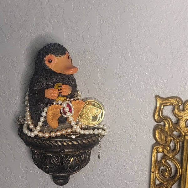 Vintage Victorian Corbel for Wall Decoration Shelf Candle Holder ...