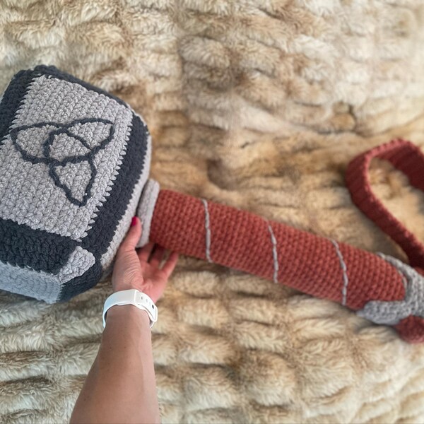 PATTERN: Crochet Hammer of Thor (PDF File), Amigurumi Tutorial Hammer ...