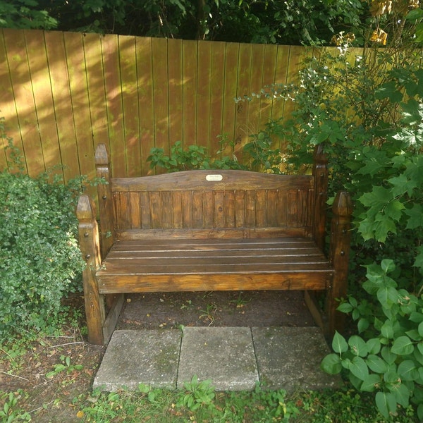 Personalised Memorial Bench Plaque, Remembrance Grave Sign, Anniversary ...