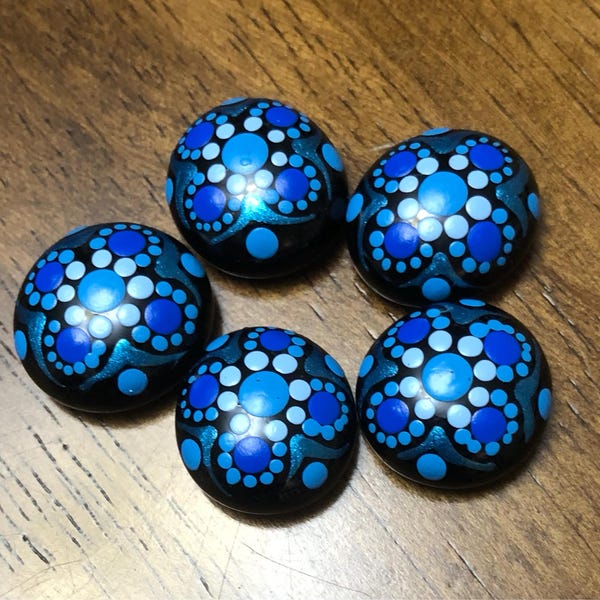 Hand Painted Polka Dot Stone - Unique - Painted Stones - Decorative ...