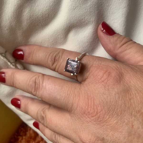 Natural Oregon Sunstone, Oval Shape Faceted Gemstone, 1.2 Cts 9x6x4.5mm ...