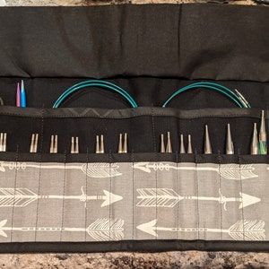 Circular Needle Case holds 12 to 35 needles | Etsy