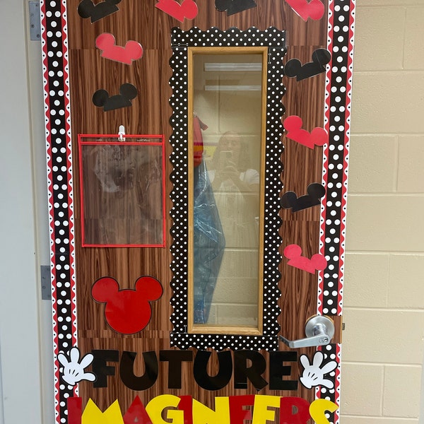 Mickey Mouse Inspired MAGICAL CLASSROOM Bulletin Board / Back to School ...