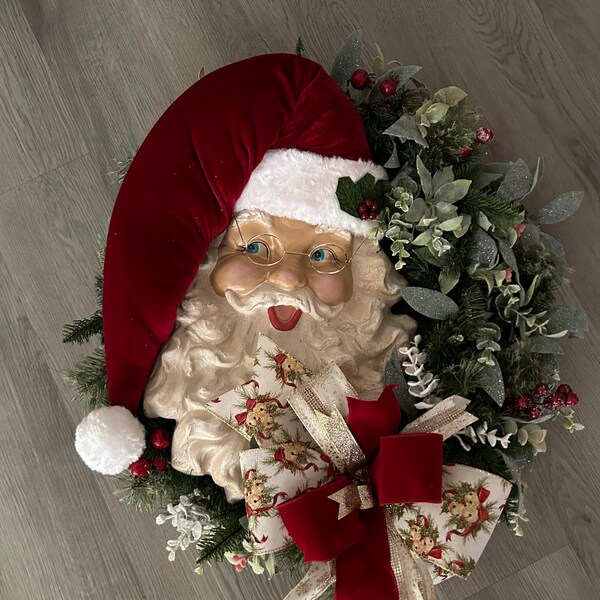 Skull Skeleton Totem Pole, Purple and Pink Flowers, Gothic Decor ...