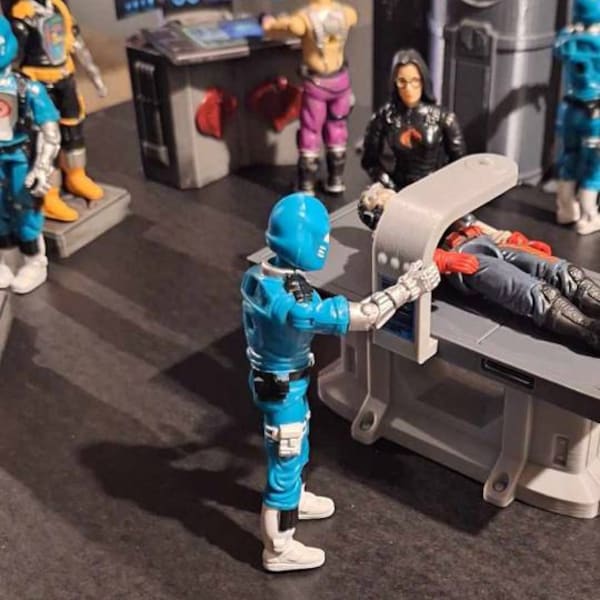1 Sci Fi DOOR FRAME With Walls With LED Lights , for 1:12 Scale Figures ...