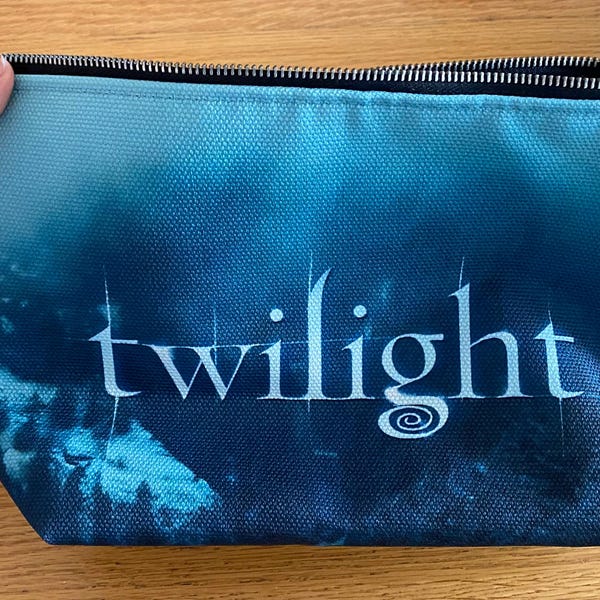 Twilight Edward Cullen, Bella Swan, Robert Pattinson, Kristen Stewart ...