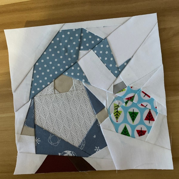 GNOME WITH ORNAMENT Paper Pieced Block Pattern in Pdf - Etsy