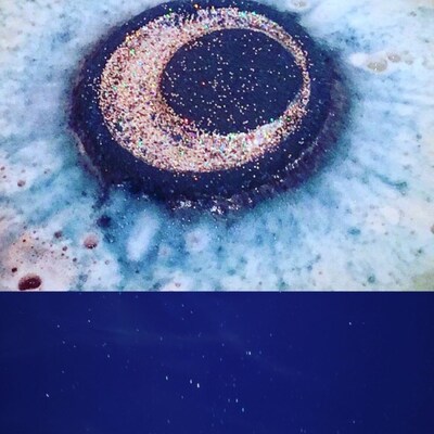 Crescent Moon Bath Bomb Glitter Bomb Shimmering Water Sunflower Oil - Etsy