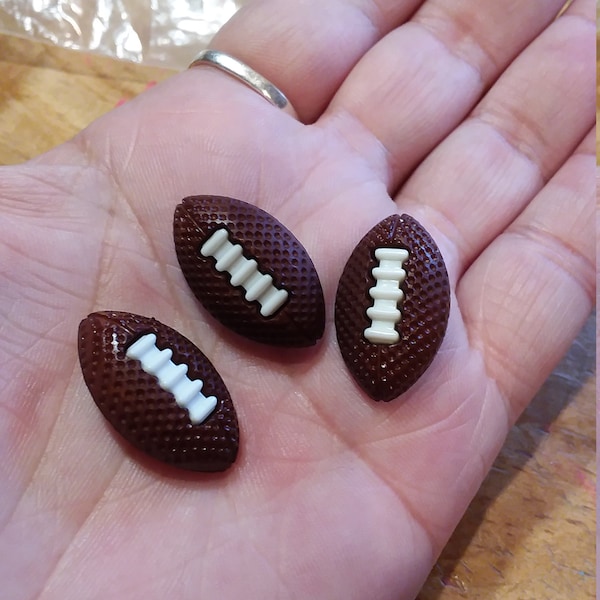 3 Large Football Buttons, 15 X 25 Mm (21) - Etsy