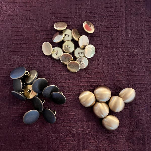 Tan Golden Toast Vintage Buttons, Ideal for Sweater or Jacket, Set of ...