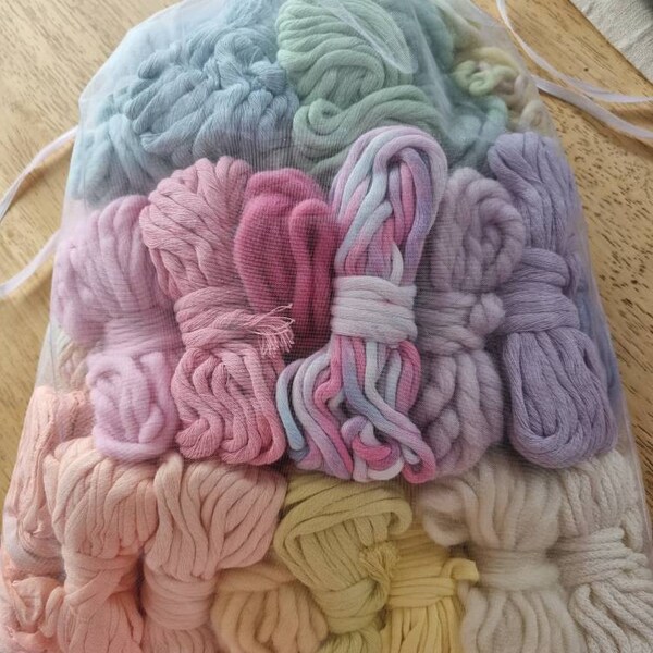 Circle Weaving Kit, Lush Rainforest Weaving Fibre Pack, Woven Tapestry ...