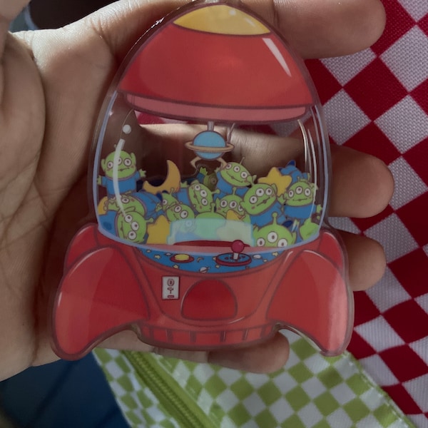The Claw Shaker See Through Acrylic Keychain/ Toy Story Alien Disney ...