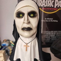 Valak the Nun - Latex Mask / Bust Display - Etsy Canada