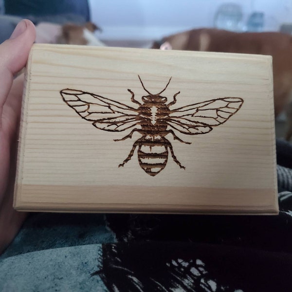 Honey Bee Latched Wooden Box : Free Engraved Personalization - Etsy
