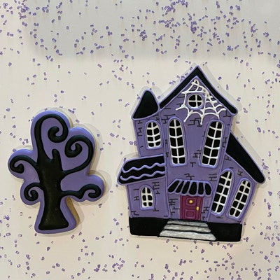 Blushed Bakes by Revas Haunted House 2 Halloween Cookie Cutter, Fondant ...