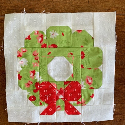 Christmas Wreath Quilt Block Pattern PDF Includes Instructions for 6 ...