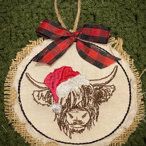 Christmas Highland Cow Machine Embroidery Design, Winter Bohemian Santa ...