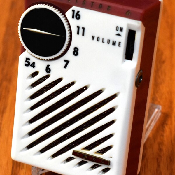 Emerson 888 pioneer AM Transistor Radio. Restored Working - Etsy