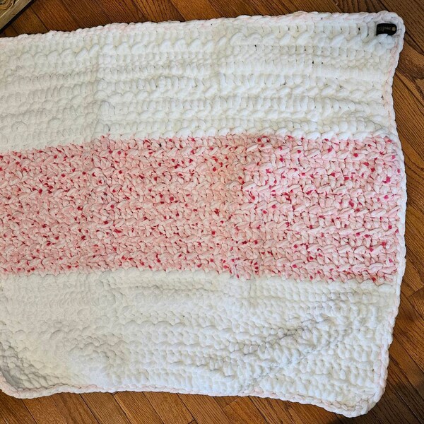 CROCHET PATTERN & VIDEO/ Chunky Cabin Throw, Jumbo Blanket Yarn Pattern ...