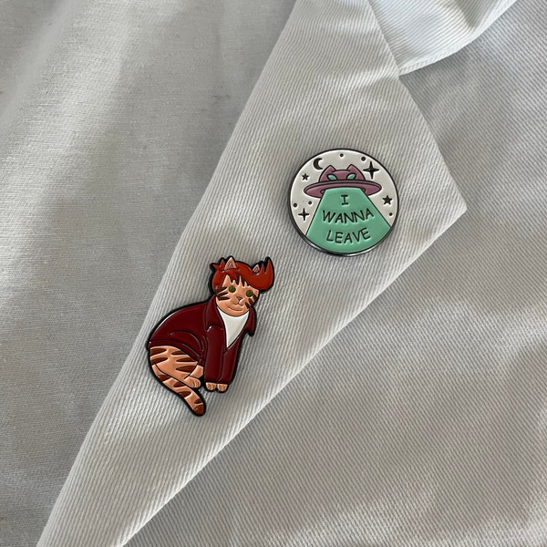 Divine Cat Enamel Pin - John Waters Pin - Pink Flamingos Pin - Etsy