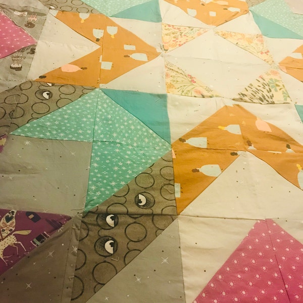 Modern Quilt Pattern, Random Kisses Lap Size Quilt 50" X 60 ...