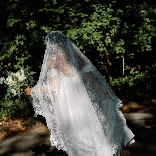 Ivory Lace Ankle Length Mantilla Wedding Veil, Traditional Italian ...