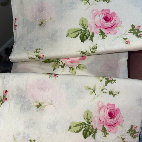 Victorian Romantic Vintage Roses Cotton Fabric. Floral Cotton. Shabby ...