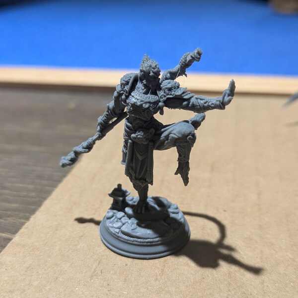 Draconic Longsword Warrior Knight Miniature 32mm Scale - Dragonborn ...