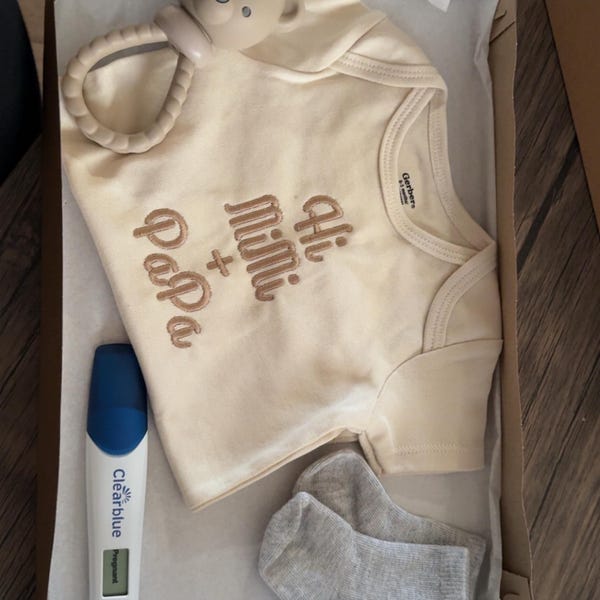 Embroidered Hi Grandma and Grandpa ONESIES® Brand, Hello Grandma ...
