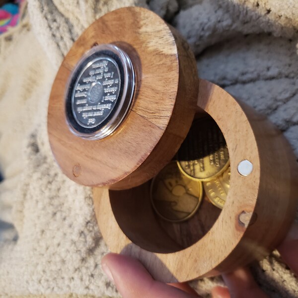 One Day at A Time Alcoholics Anonymous AA Chip Holder Wood Bookmark God ...