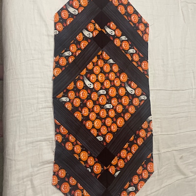 Digital PDF Pattern for on the Run Table Runner Including Quilt as You ...