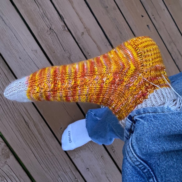 Easy, Classic, Beginner Friendly Sock Knitting Pattern ~ the Hibernal ...