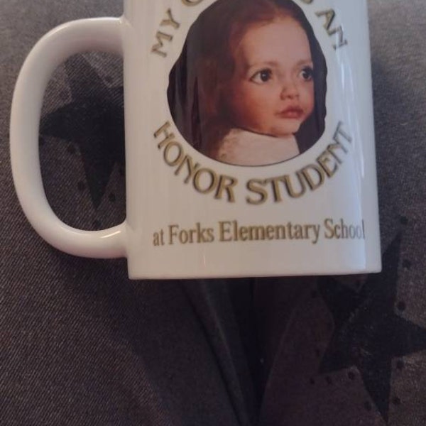 Renesmee Cullen Baby on Board Sticker for Car, Funny Twilight Lover ...