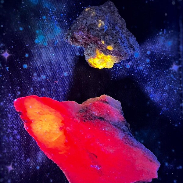 Phlogopite and Diopside “starry Night” - UV Fluorescent Minerals From ...