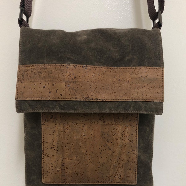 Mens Messenger Bag PDF Sewing Pattern. the Craggan. Man Bag. iPad Bag ...