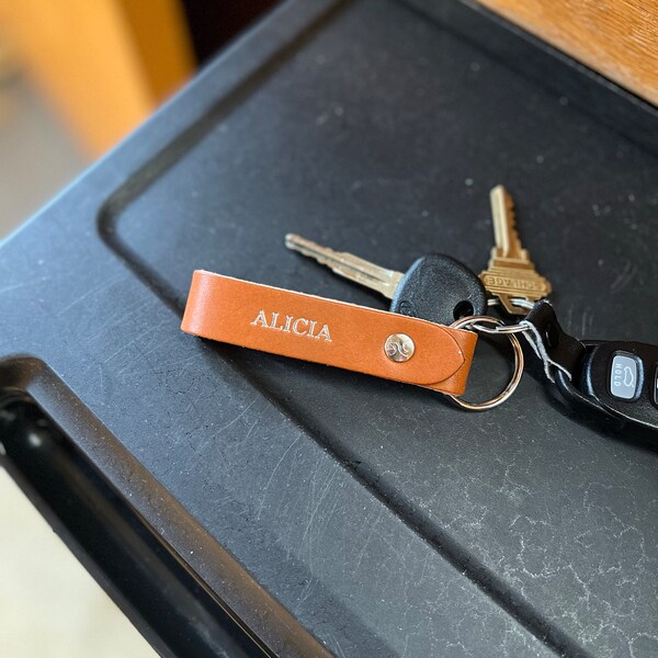 Personalized Leather Keychain | Rivet Closure With Keyring ...