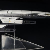 Apex Legends GOLDEN Wingman Keychain - Etsy