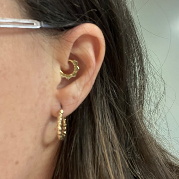 Flower Daith Hoop, 18k Gold Plated Sterling Silver, Cartilage Earring ...