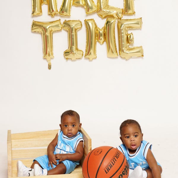 Champion's Debut: Newborn Boxing Set for Memorable First Photos ...