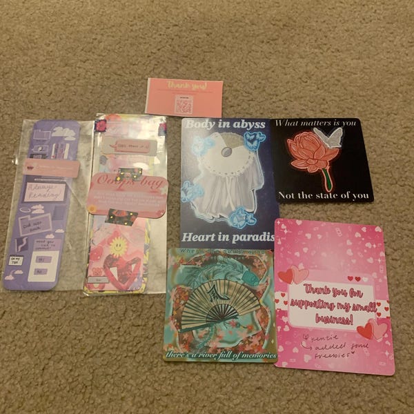 Reading Girl Y2K Era Bookmark - Etsy